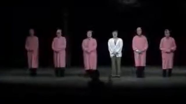 «Швейк, или Гимн идиотизму», фрагмент спектакля