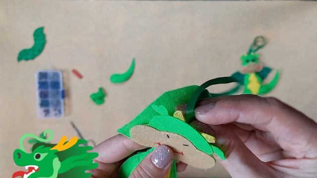 Дракон из фетра.mp4