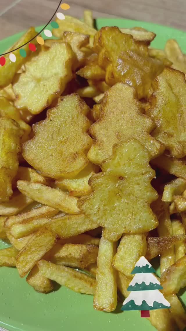 Картошка фри и курица во фритюр в казане