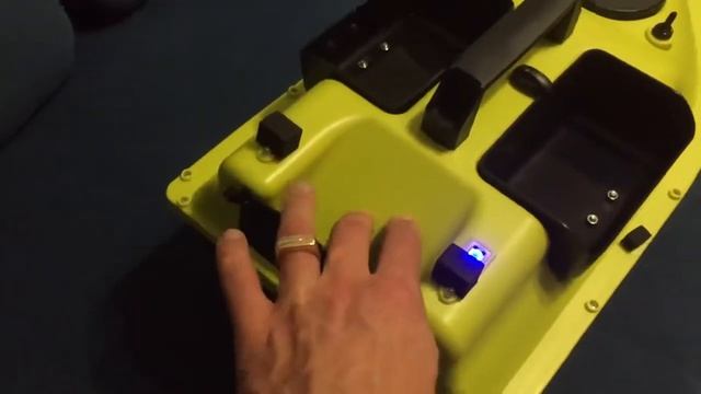 Кораблик D18E на 16 GPS точек. Обновились, распаковка посылки.