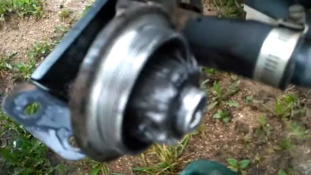 Чистка фильтра гидравлики Исеки TU240 .1