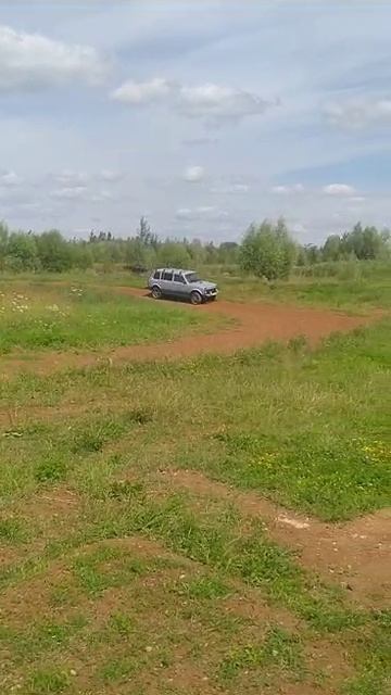 На Ниве 5Д по мотокроссовой трассе в Белгороде