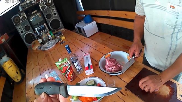 Каким ножом порезать мясо?(Сравним ножи)