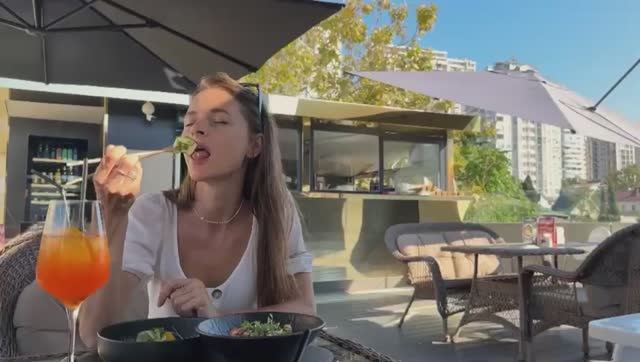 Кафе «Ranovsky Wok» на крыше отеля «RP MANHATTAN» c изысканными блюдами и превосходным обслуживанием