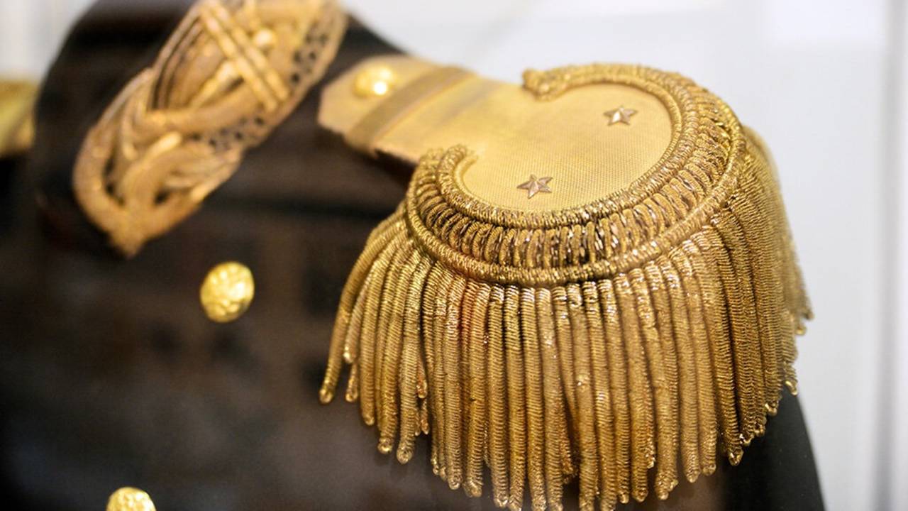 Жестовое обозначение города "Санкт-Петербург".