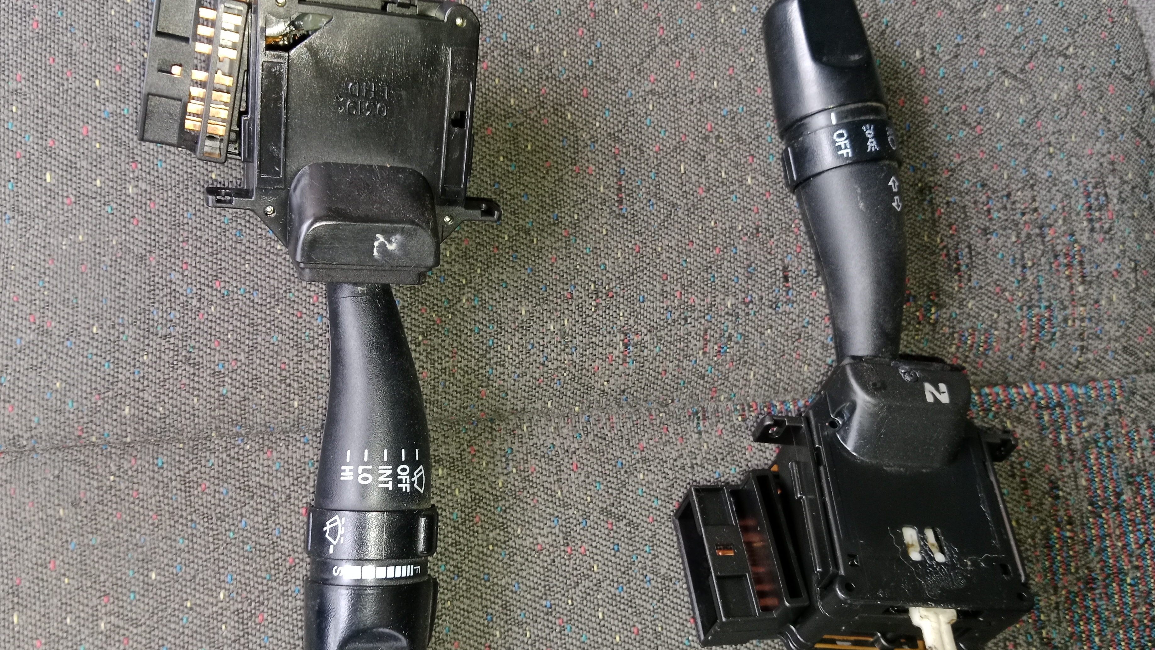 как снять, поменять под рулевой переключатель на hyundai accent