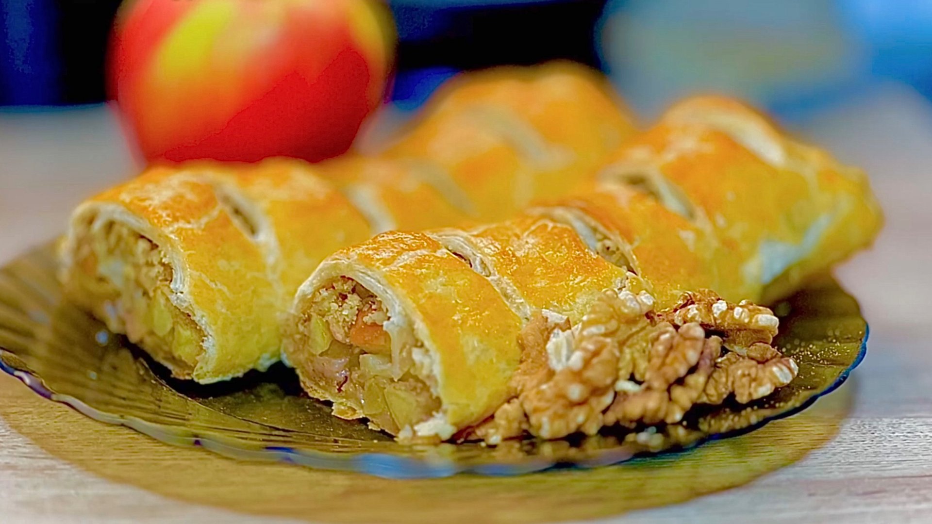 ШТРУДЕЛЬ с яблоками_ простой рецепт. Яблочный штрудель рецепт.