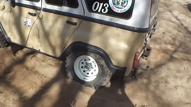 УАЗ, Нивы, Чероки. Валим по песку!