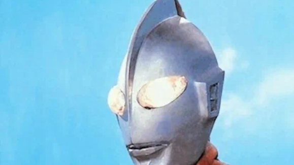 ultraman vs bemular