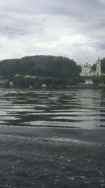 и здесь люди живут