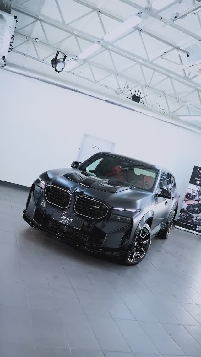 Отличная работа, выполненная нашим дилером в Польше - комплект Renegade Design для BMW XM