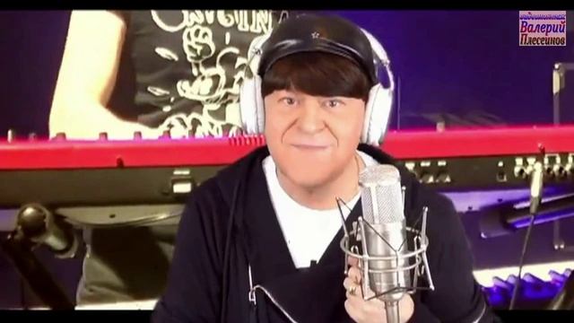 Виктор Королёв - Бутоны белых роз