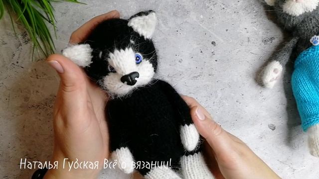 Видео обзор вязаных игрушек от автора канала