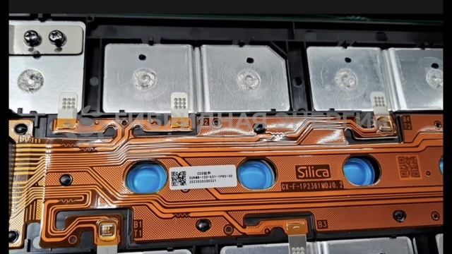 Как выглядят батареи DEYE внутри.