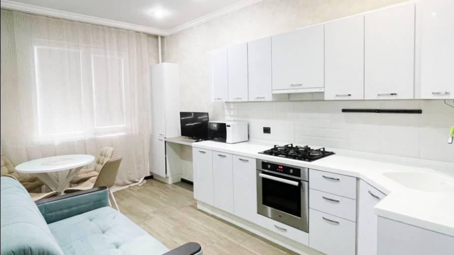 Цена квартира в Геленджике 12.5 млн.р.  в ЖК "Эврика" на ул.Островского и Геленджикском проспекте.