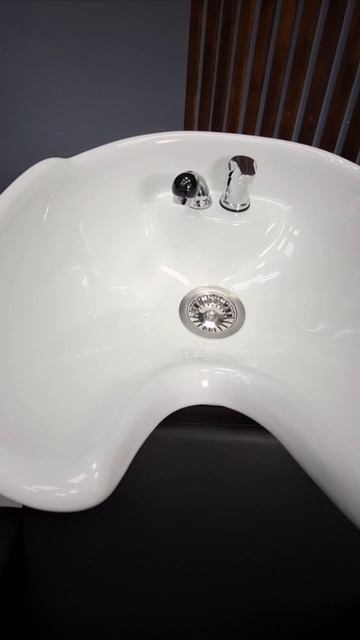 Мойка парикмахерская Мэгги Корнет Классик с креслом