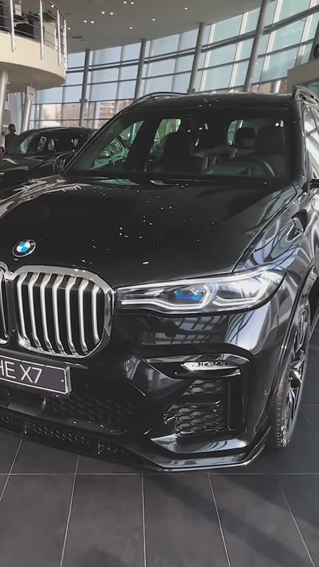 Полный обвес BMW X7 от Renegade Design, установленный у официальных дилеров BMW! #bmw #x7 #bmwx7