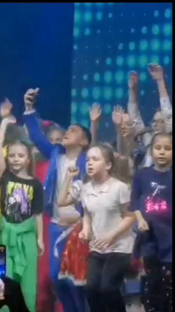 Поем с Родионом Газмановым на конкурсе взлетай