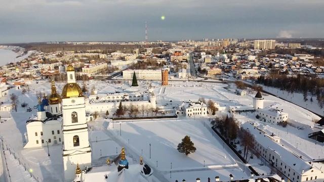 Над Тобольском облака