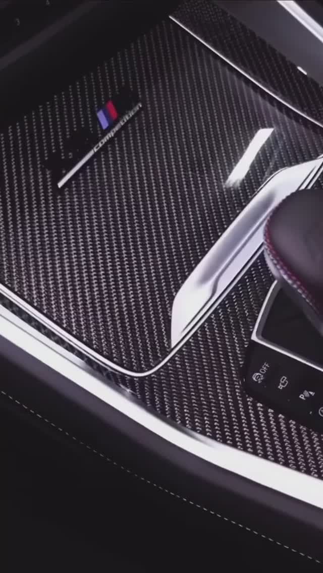 Новый уровень дизайна для премиального BMW X5M F95 от Renegade Design. #bmwx #bmwx5 #x5m