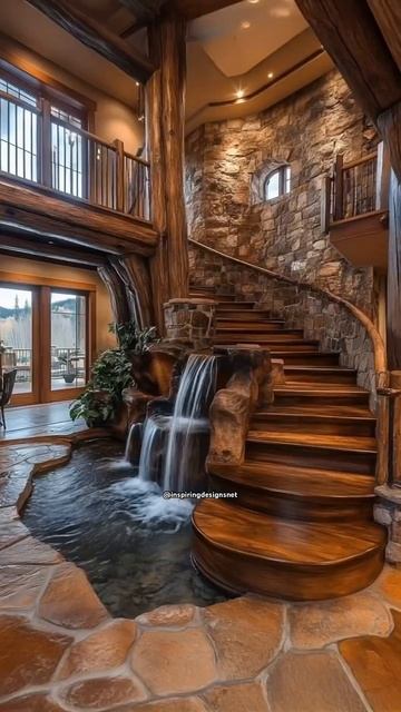 Лестницы с водопадом