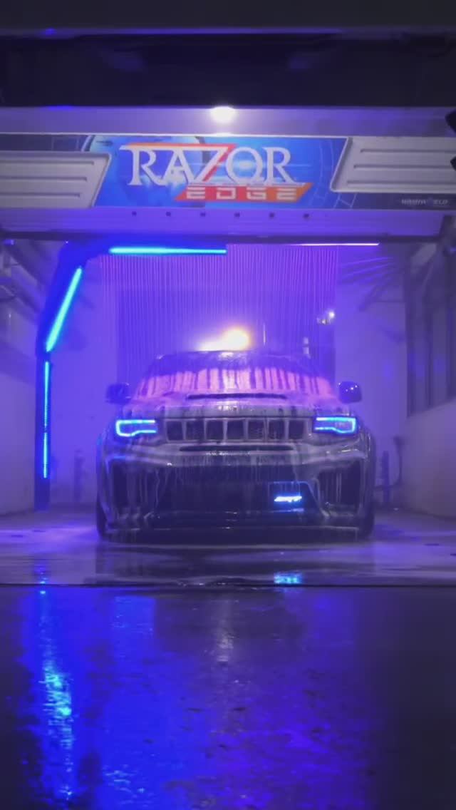 Невероятный Jeep SRT в синем цвете и обвесом от Renegade Design #jeep #srt #trackhawk