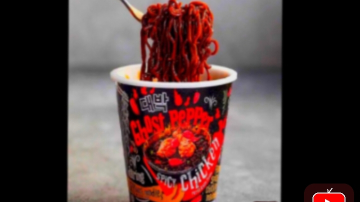 ДЬЯВОЛ В ТАРЕЛКЕ!!ПРОБУЮ САМУЮ ОСТРУЮ ЛАПШУ В МИРЕ! 1МЛ.СКОВИЛЕЙ!БУДЕТ ЖАРКО!