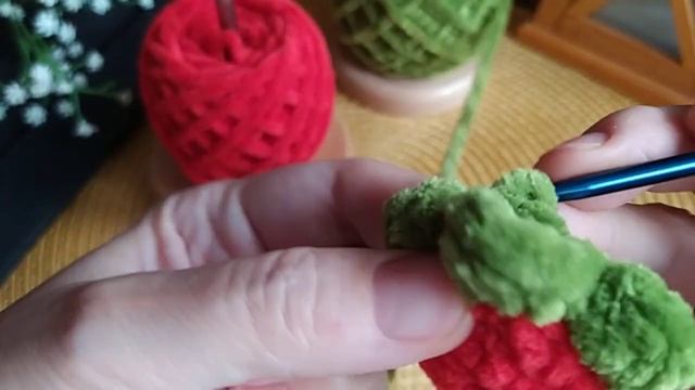 КЛУБНИЧНЫЙ ЛЯГУШОНОК #мастеркласс #amigurumi