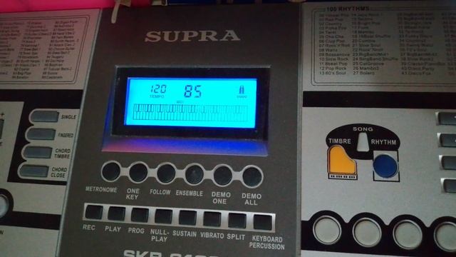 Красивая мелодия на синтезаторе, мне 12 лет, подбираю на слух.