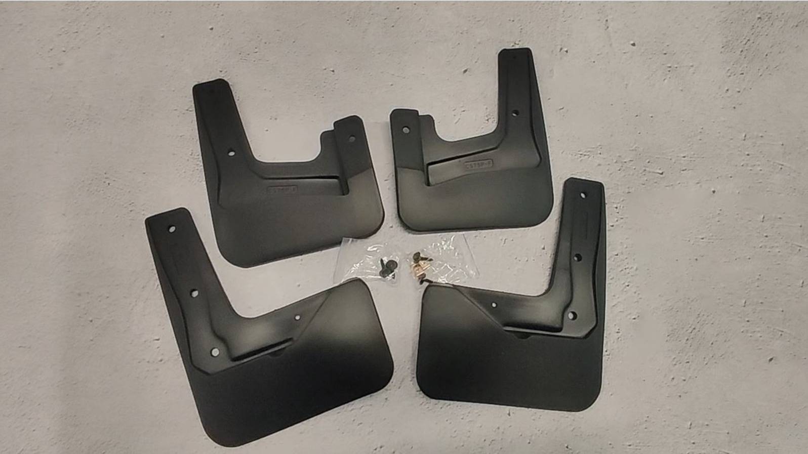 Брызговики полиуретан оригинальные для CHANGAN cs75plus NEW