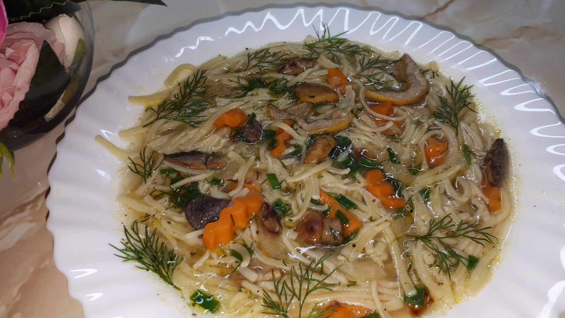 Грибная лапша! ИЗ ШАМПИНЬОНОВ! Просто, вкусно, недорого. Вкусная минутка от Натали.