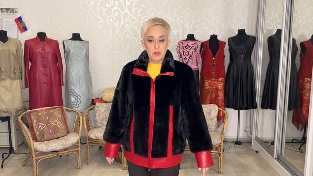 Видео №724. 1505 - Пошив норковой куртки с красной кожей из полушубка. Владивосток - 04