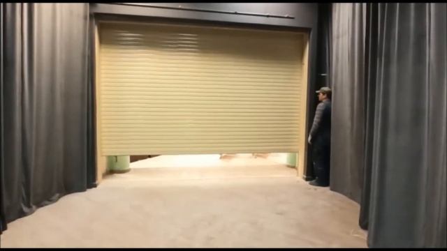 Стальные рулонные автоматические ворота для ТЦ Рублёвский