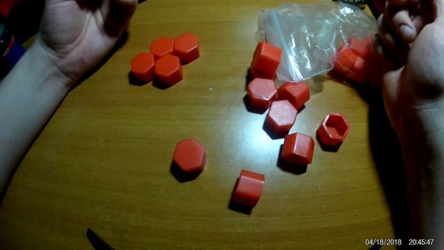 СИЛИКОНОВЫЕ КОЛПАЧКИ НА БОЛТЫ КОЛЕС