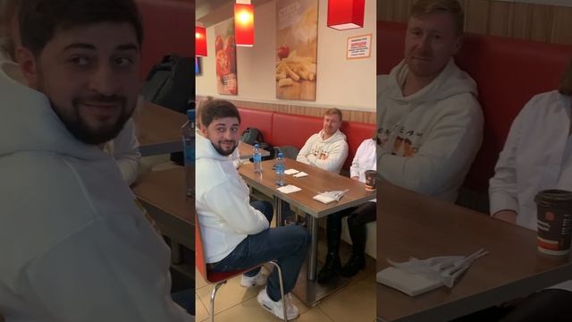 King Taste: отбор в дивизионе ММО-1 #людибургеркинг #работабургеркинг