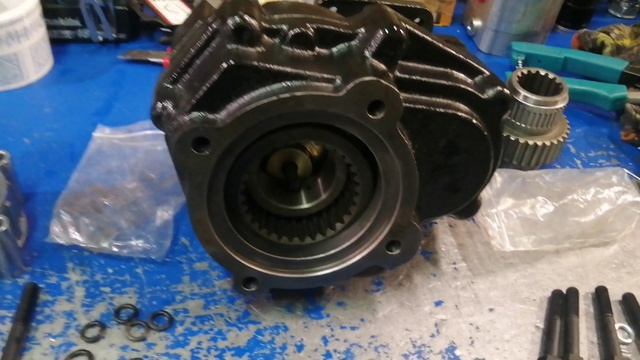 Обзор коробки отбора мощности HDX G11615-QH50 для КПП 12JS, 16JS и RT11509G