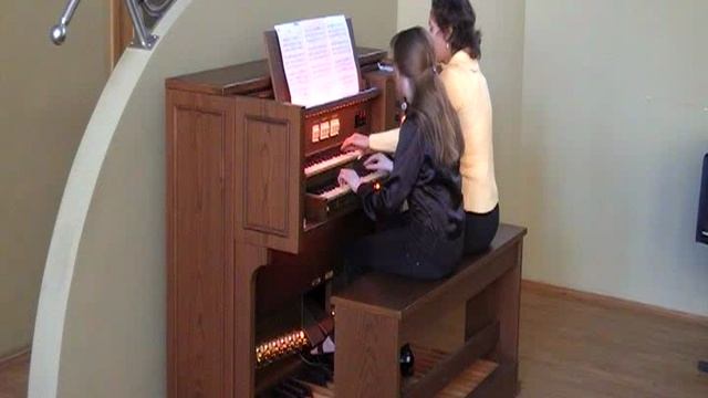 Ф. Бенда  -Менуэт (переложение для органного дуэта Наталии Енько)