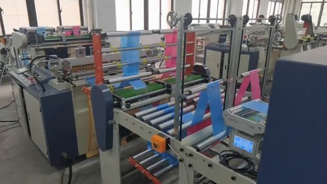 Оборудование для производства пакетов или мусорных мешков в рулоне OJX-400х2 (обзорное видео)