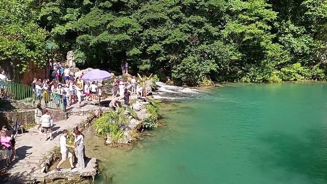 Что посмотреть в Абхазии - Голубое озеро