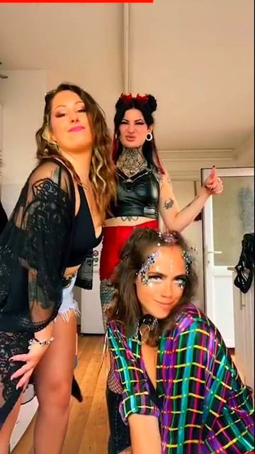 Девушки Татуировки Пирсинг - Tattoo Inked Girl #Панк #Готы #Эмо #Punk #Goth #Emo № (3)