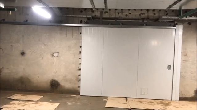 Откатные и рулонные противопожарные ворота МВА -FireTechnics на парковке ЖК в районе "Белая дача"