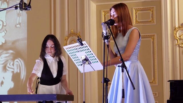 Любимая сказка - Музыкальная шкатулка. актриса Ирина Чижик. Малый зал Филармонии Санкт-Петербург.
