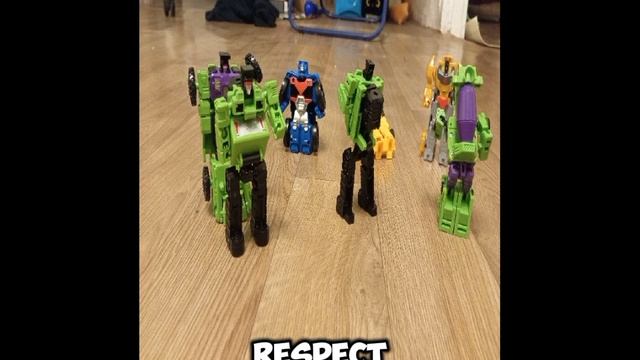 конструктеконы против Оптимуса Прайма , бамблби и гримлока