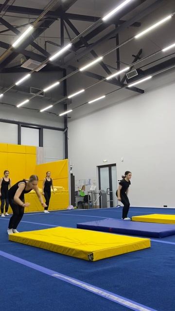Курс акробатики в студии Анны Серовой