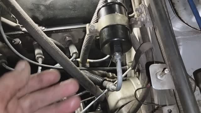 Замена топливного фильтра  ВАЗ инжектор