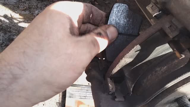 Замена задних колодок Джили Эмгранд ес7