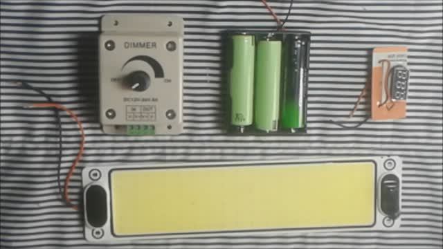 Простой регулятор для автомобильной  светодиодной лампы.