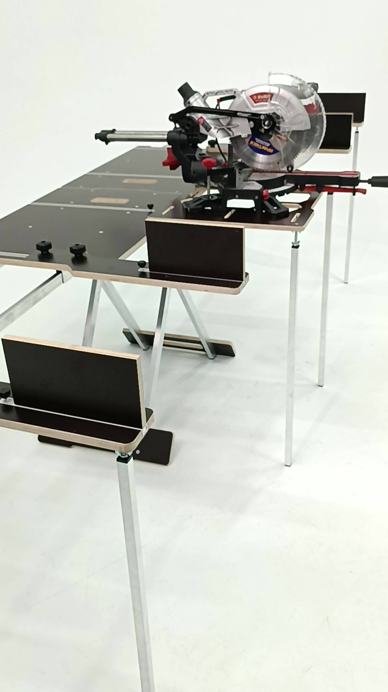 Компоновка 2 верстака iverstak с дополнениями.