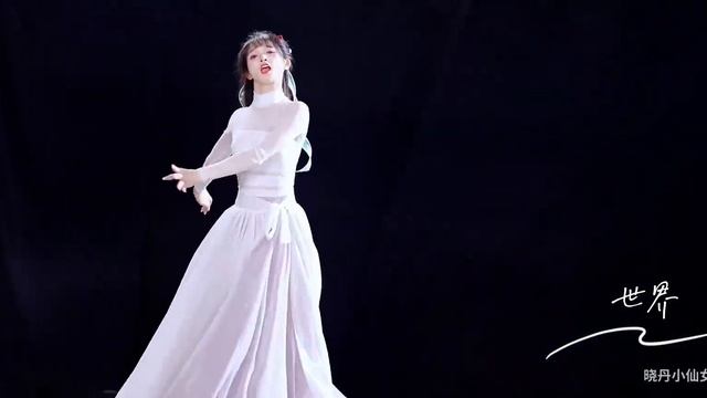 “当丝滑控腿撞上破碎美学…王菲看了都想三连‼️”