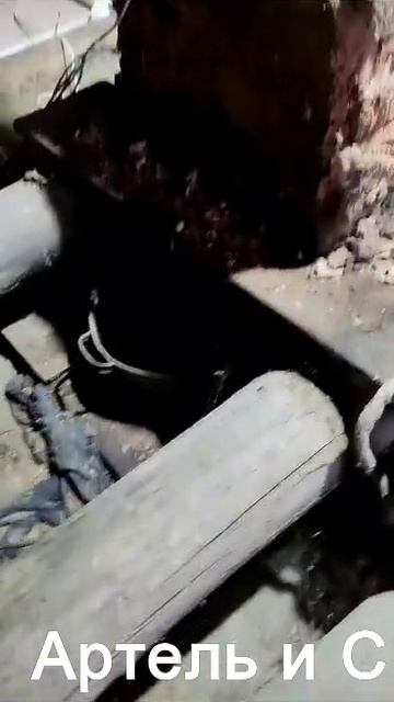 5. Обследование конструкции дымохода старой печной трубы на чердаке